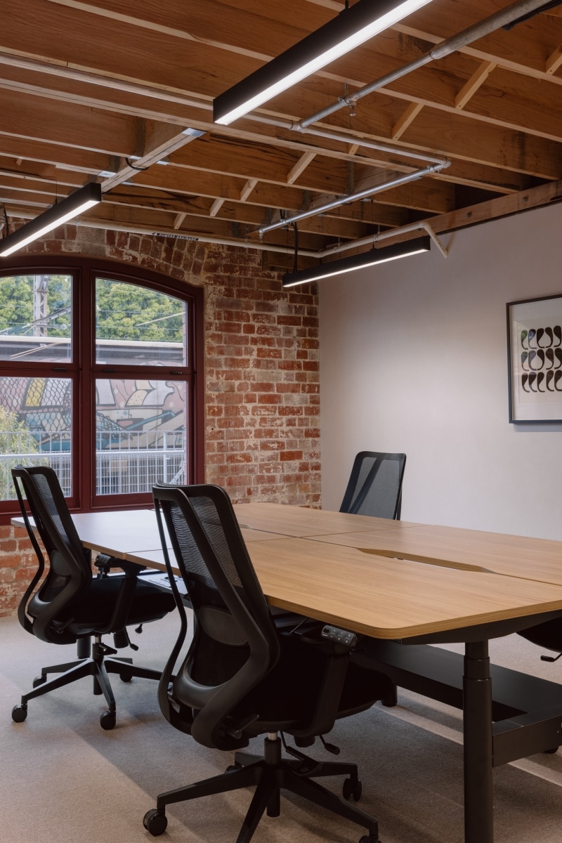 Voka - Black | Advanta