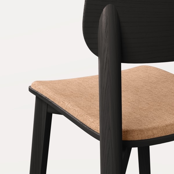 Kaeo Chair with Seat Pad | Advanta