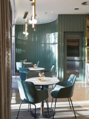 Contact Us via Online, Email or Phone | Advanta